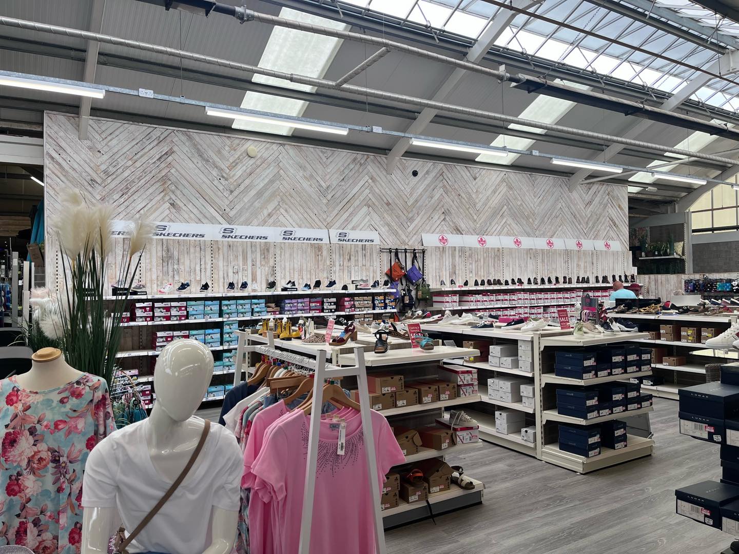 Wooden Wall Cladding - Wood Panelling | Funky Timber